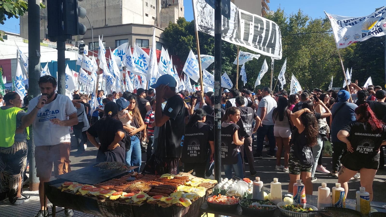 “Tenemos que gastar 10 lucas mínimo para cocinar un guiso": el ...