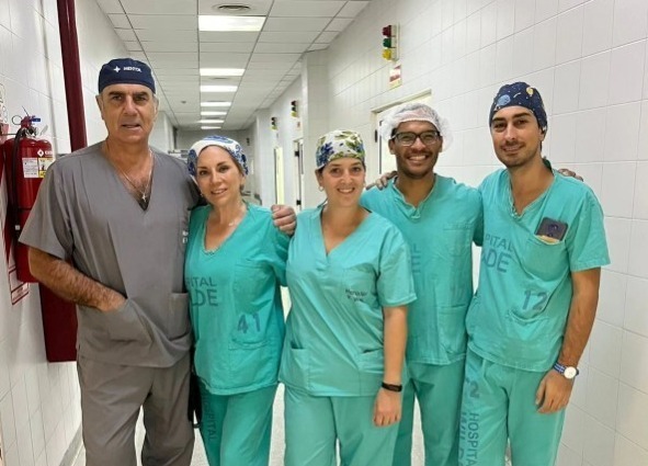 En el Hospital de Wilde: Primera cirugía de modificación corporal a una ...