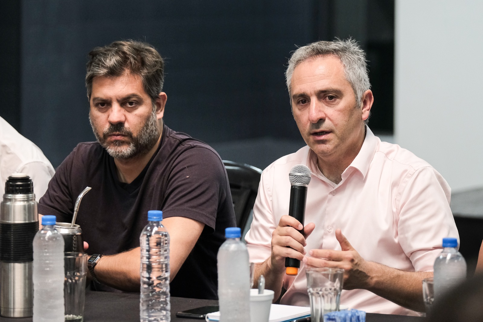El "Cuervo" Larroque y Bianco en modo campaña: los ministros se ...
