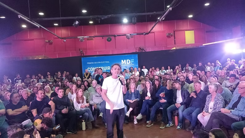 Katopodis respaldó a Kicillof en San Martín y agitó la interna del PJ ...
