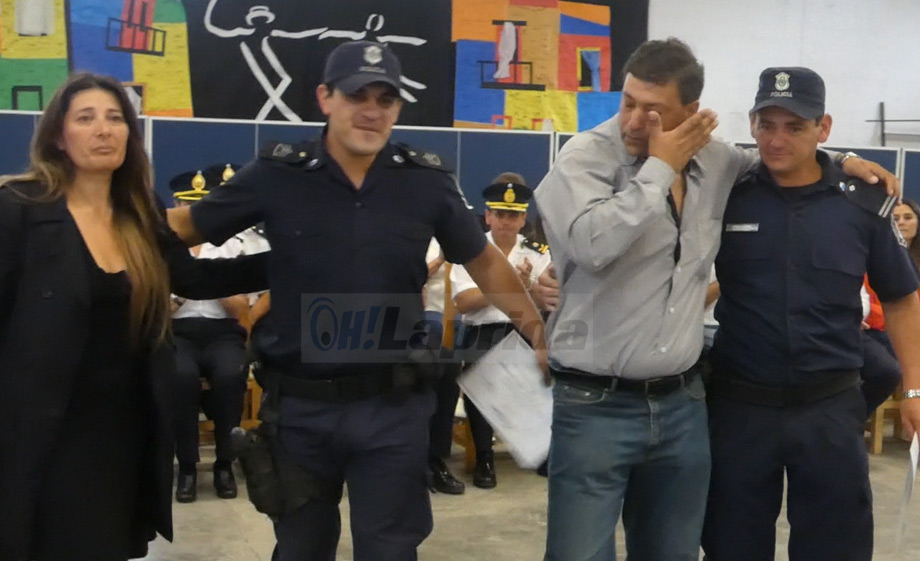 Laprida: Se reencontró con los policías que le salvaron la vida y les ...