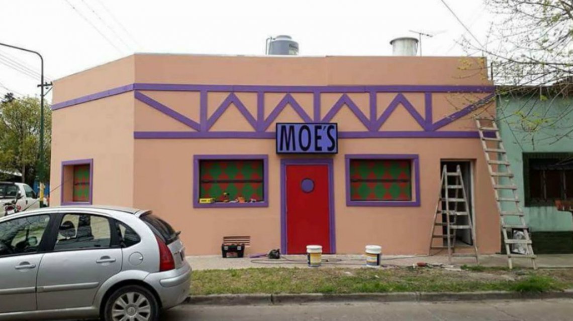 Por problemas legales cambiaron el nombre del "Bar de Moe" de Ituzaingó ...